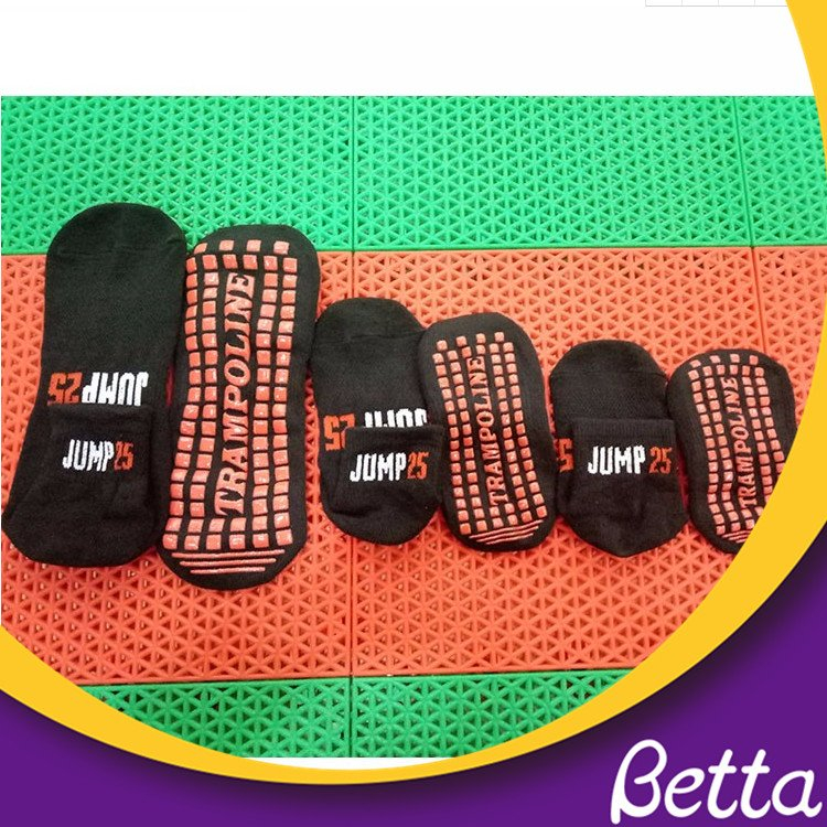 High Quality Polyester Anti-skid Non-Slippery Grip Socks,Kid Trampoline ...